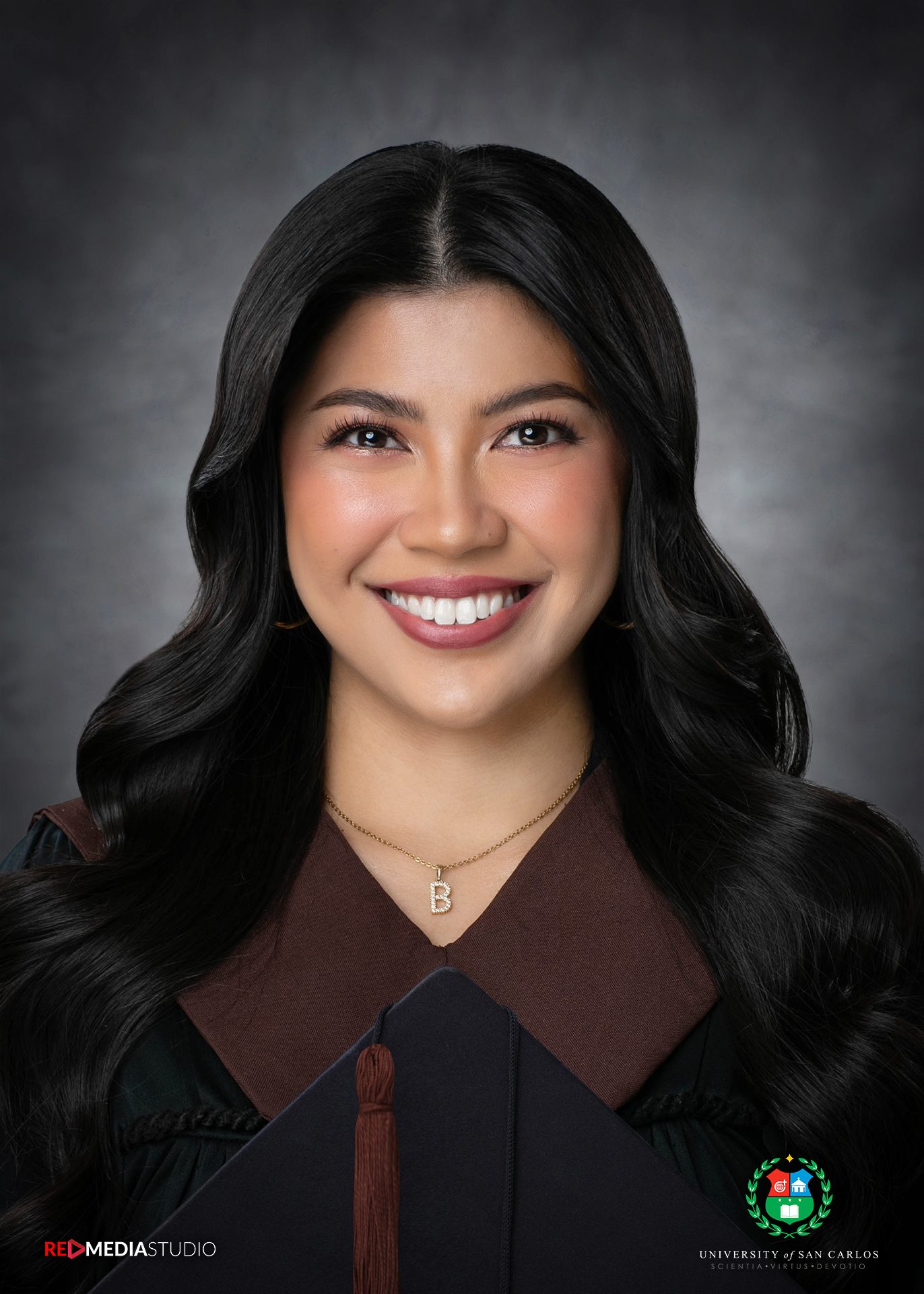 Graduation Portraits - Red Media Studio