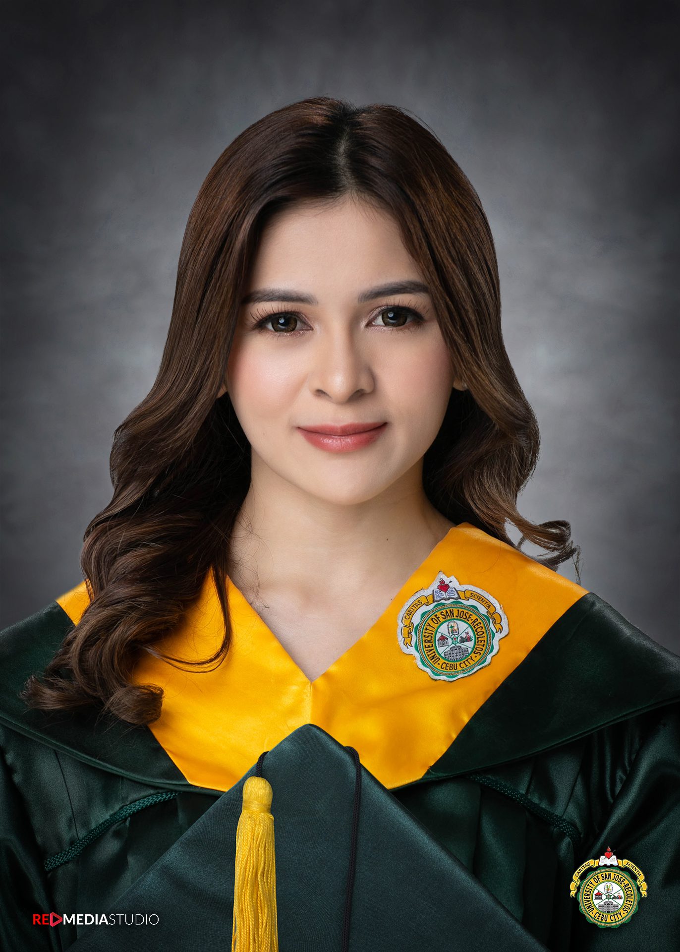 Graduation Portraits Red Media Studio