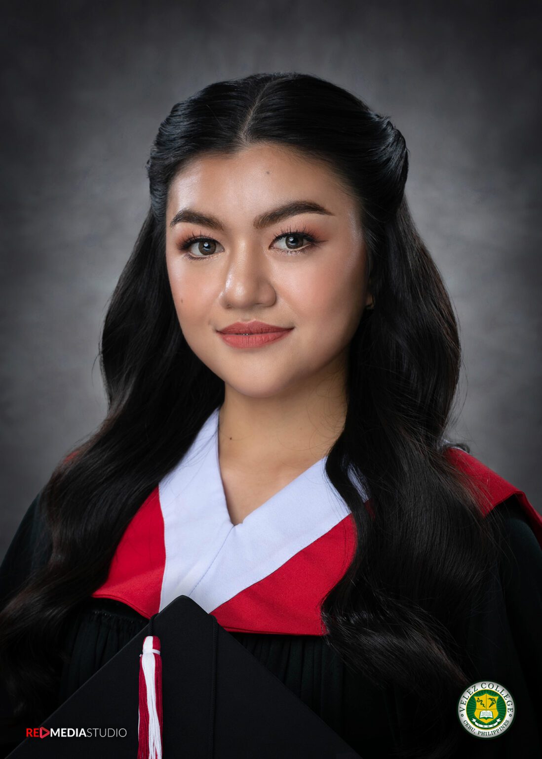 Graduation Portraits - Red Media Studio