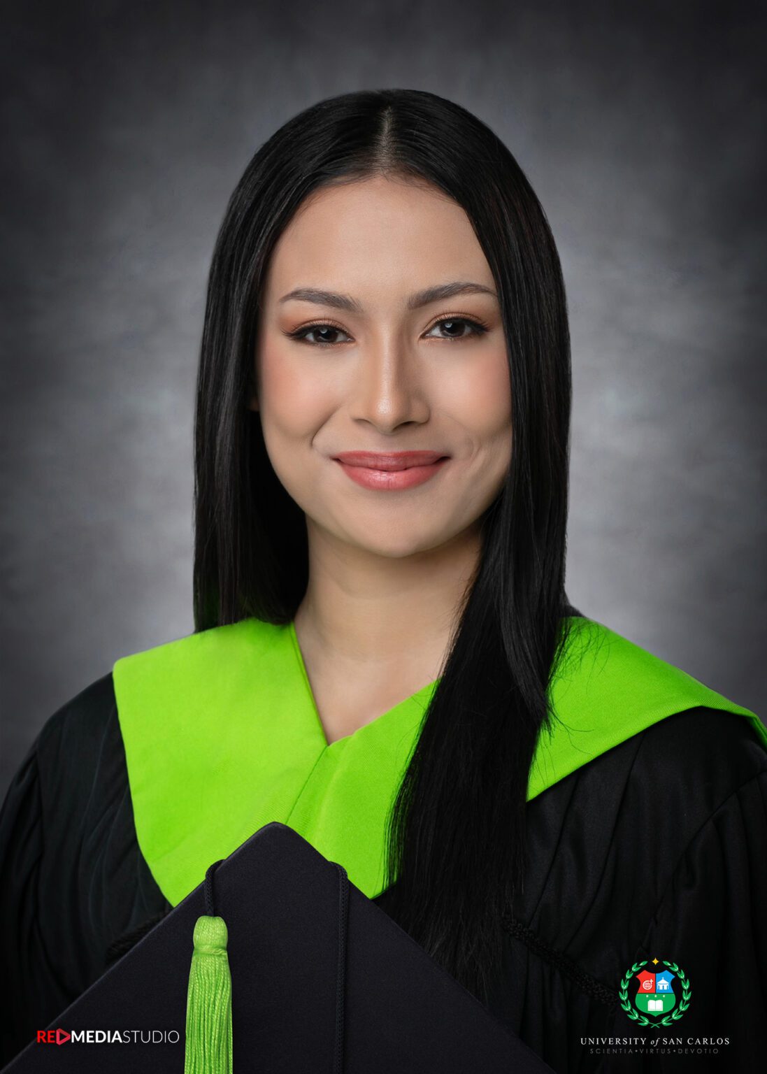 Graduation Portraits - Red Media Studio